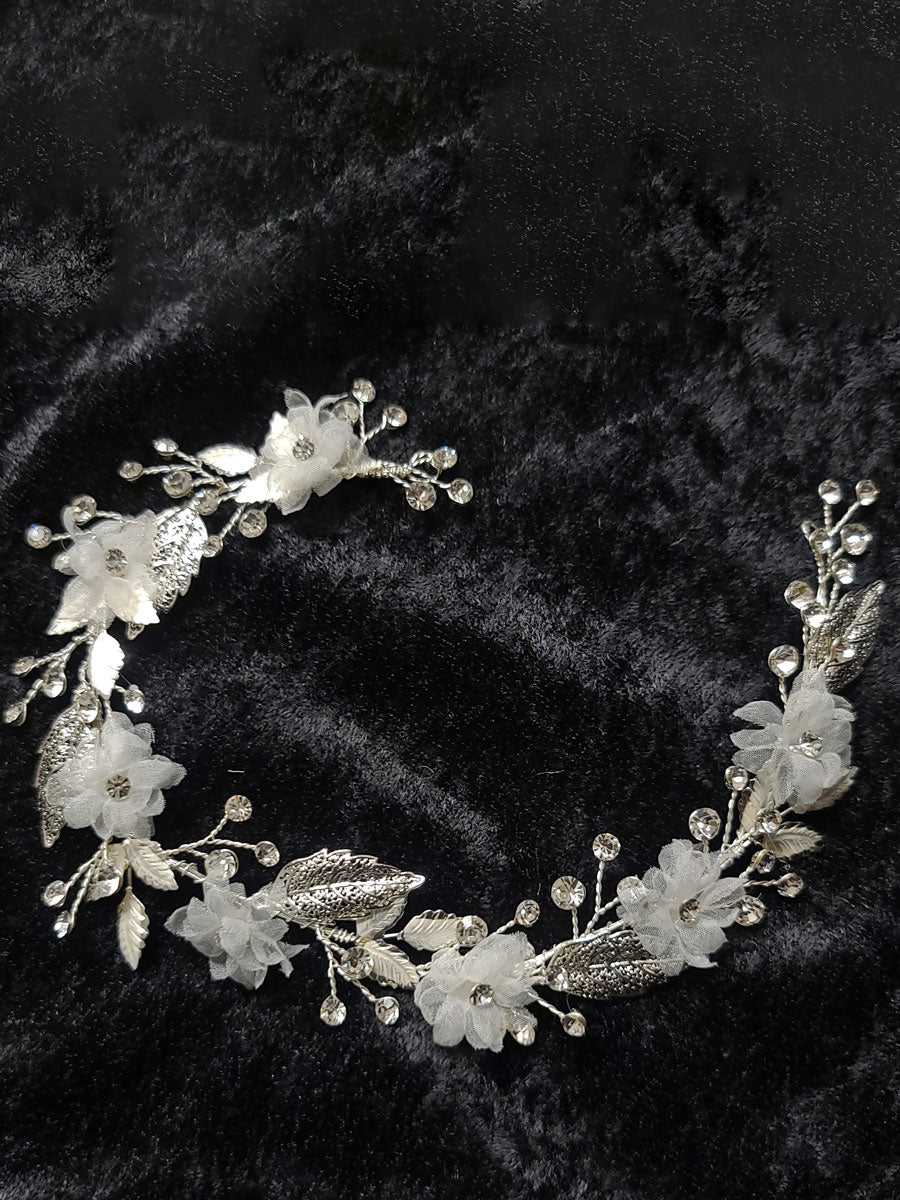 Flower Forehead Jewelry In Black